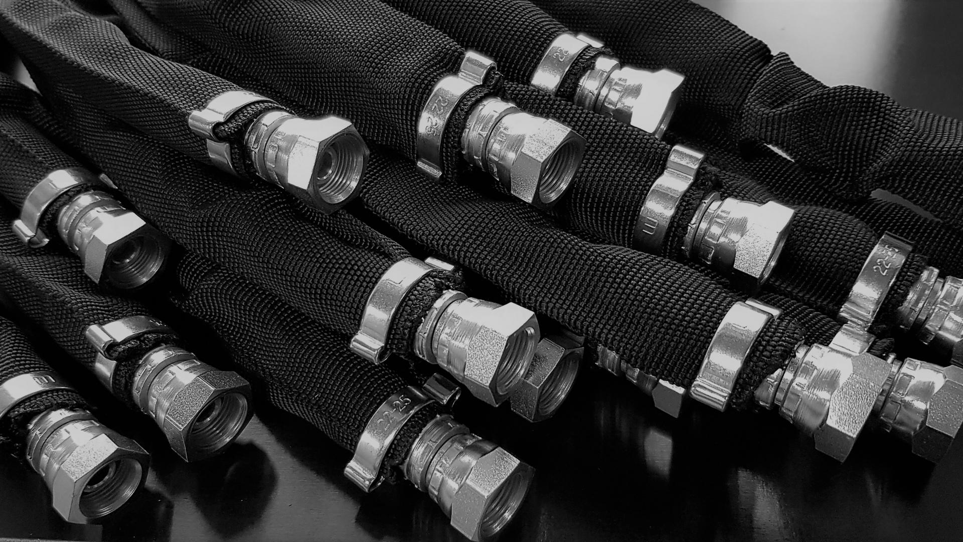 hydraulic-hoses-radius-machining